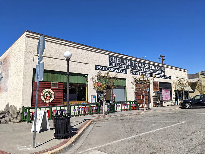 Local Myth preserved the historic Chelan Transfer Co. building while transforming it into a pizza lover's paradise.