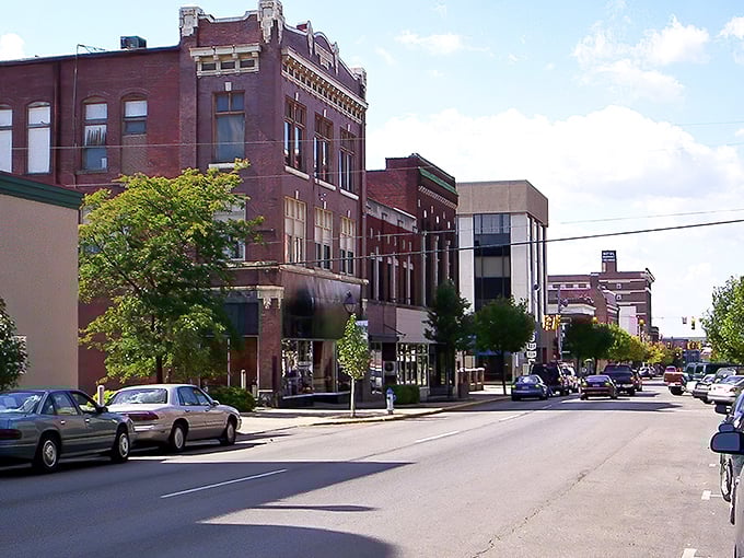 Marion's Palace Theatre marquee beckons like a beacon of entertainment in America's heartland tonight.