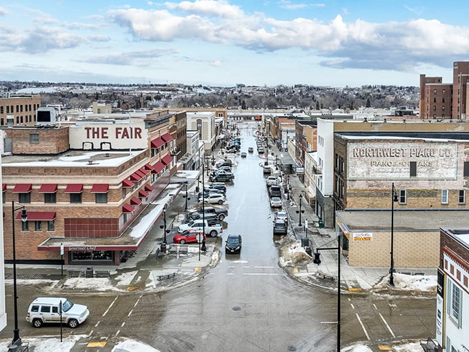Minot's wide streets and sturdy buildings reflect the no-nonsense practicality that keeps costs low.