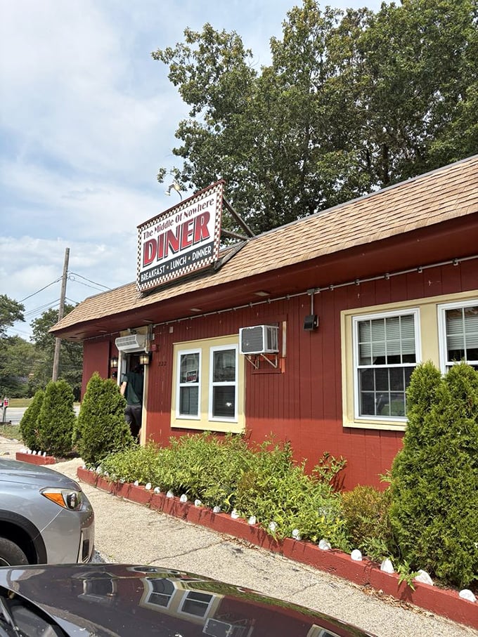 The Middle of Nowhere Diner's rustic red exterior isn't trying to be fancy&mdash;it's promising honest food that speaks for itself.