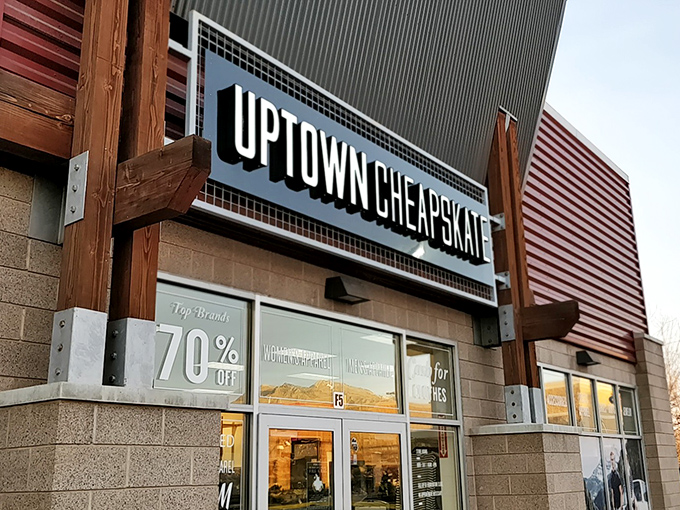 Uptown Cheapskate American Fork advertises 70% off top brands—music to the ears of fashion lovers on a budget.