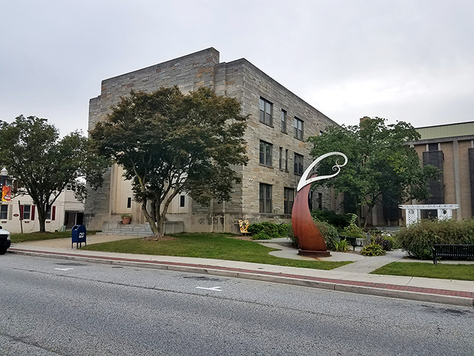 Victorian charm meets modern convenience in this walkable downtown, where parking meters don't exist to haunt you. 
