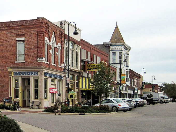 Fairfield reveals the perfect grid of Midwestern town planning. From here, life's complications seem wonderfully manageable.