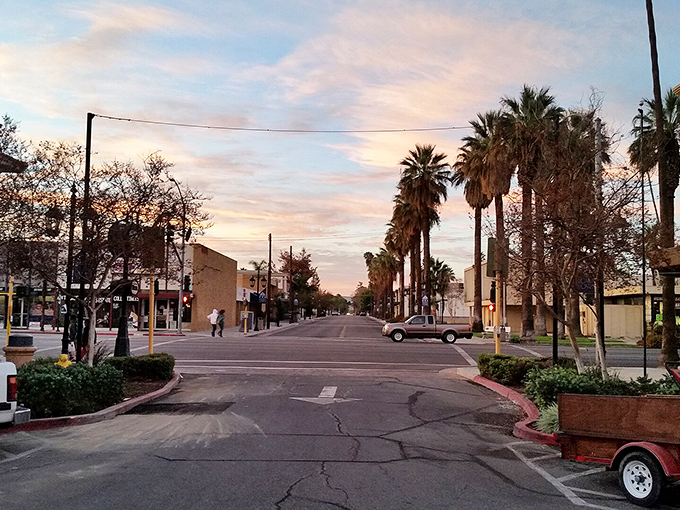 Sunset strolls down Hemet's palm-fringed streets – where small-town charm meets big-sky beauty without emptying your savings account.