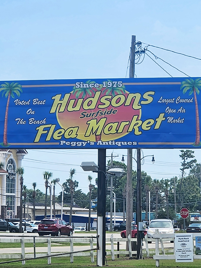 Beachy vibes and bright colors announce Hudson's presence to passing traffic. Palm trees included at no extra charge!