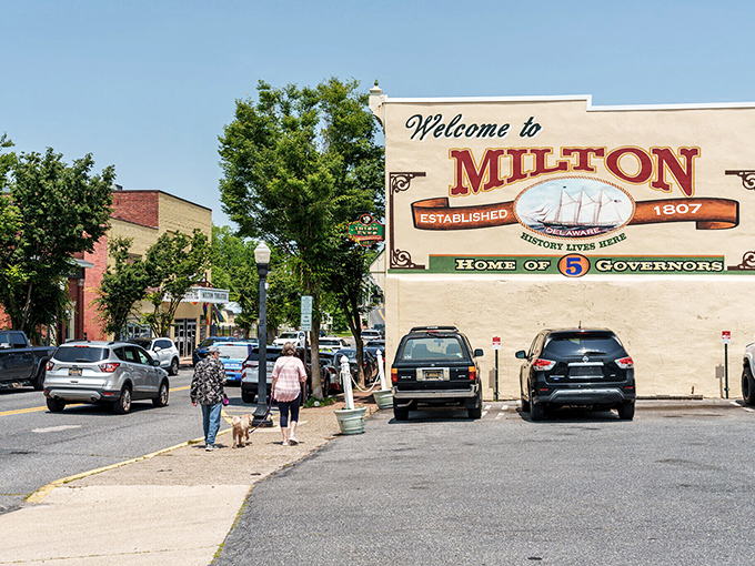 Milton's welcome sign proudly announces its impressive governor count. Five governors from one small town? That's more political talent than most state capitals!