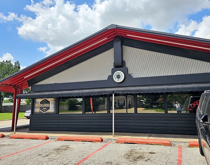 The red trim and simple awning of Oklahoma Smoke hide flavor complexities that would make a food scientist weep with joy.
