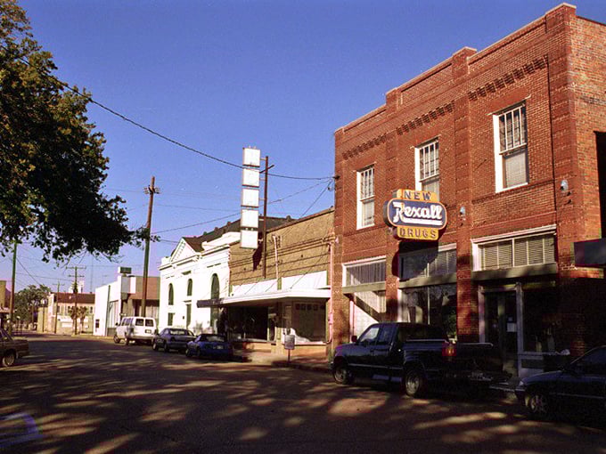 The red brick buildings of downtown Opelousas stand as testaments to history, while housing shops where your dollar still commands respect.