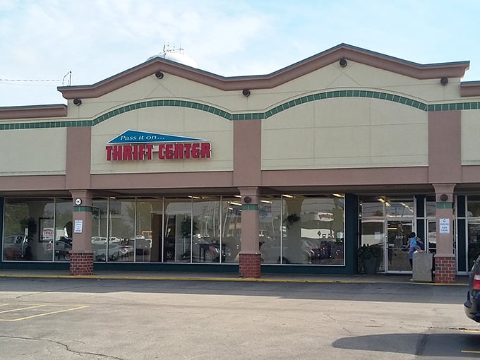 The wavy roofline hints at the waves of excitement waiting inside this suburban thrifting paradise.