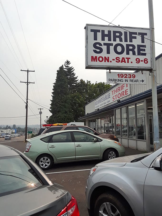No frills, just thrills &ndash; this Gladstone thrift institution delivers straightforward savings in a world of retail markup.