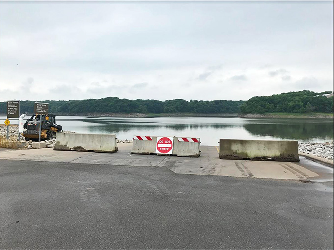 Summer know a good thing when they see it - just look at this beautiful scene!