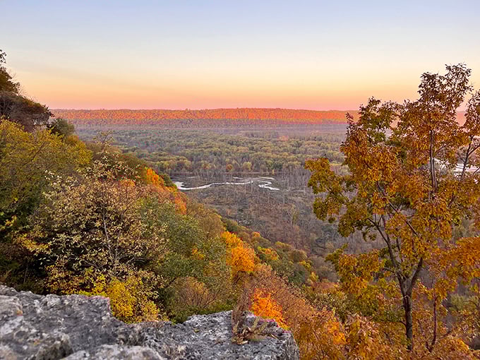 Sunset magic! The valley glows like nature's own light show&mdash;better than any Vegas spectacle, and no cover charge.