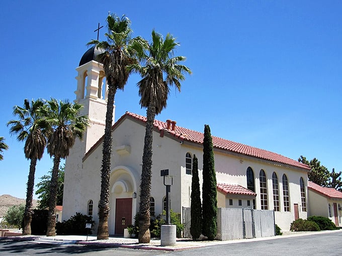 Desert charm includes beautiful mission-style architecture and nearby restaurants with wonderfully reasonable menu prices.