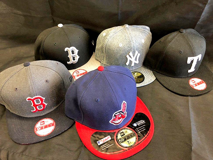 Sports fan's jackpot! These barely-worn team caps let you support the Yankees, Red Sox, or Indians without the stadium price tag.