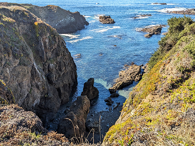 The rugged Mendocino coastline doesn't just flirt with drama &ndash; it practically demands its own HBO series with those cliff formations.