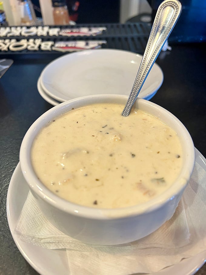 This clam chowder isn't just soup—it's a creamy ocean hug in a bowl. Thick enough to satisfy, not so thick you could stand a spoon in it.