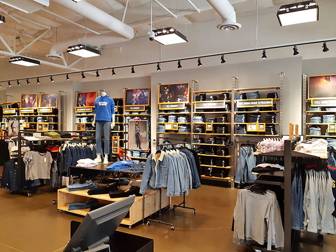 Levi's meets modern design sensibility in this denim sanctuary. The exposed ceiling and track lighting say "upscale," but the prices whisper "reasonable."