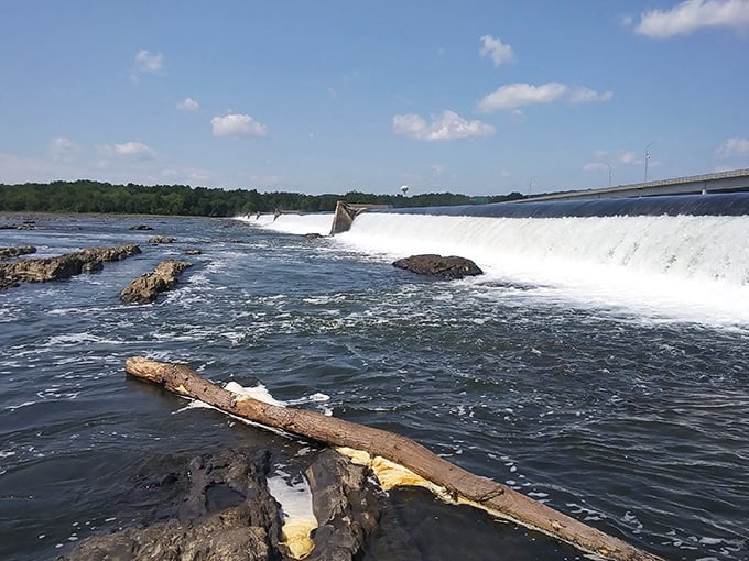 Nature's symphony in action! The rushing waters near Shamokin provide both recreational opportunities and a soothing soundtrack for everyday life.