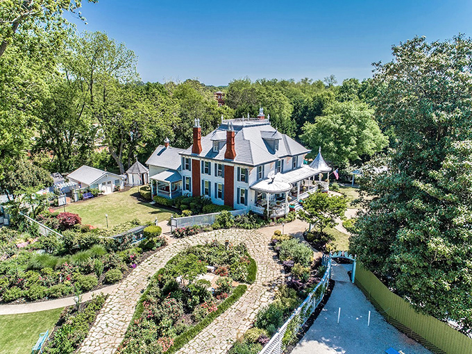 Highgate Estate's gardens make my backyard look like I've been watering plastic plants. Southern elegance in full, glorious bloom.