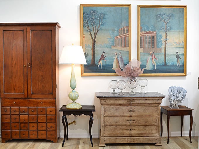 A perfect vignette that screams "sophisticated adult" rather than "I just discovered IKEA." That lamp has definitely seen some history.