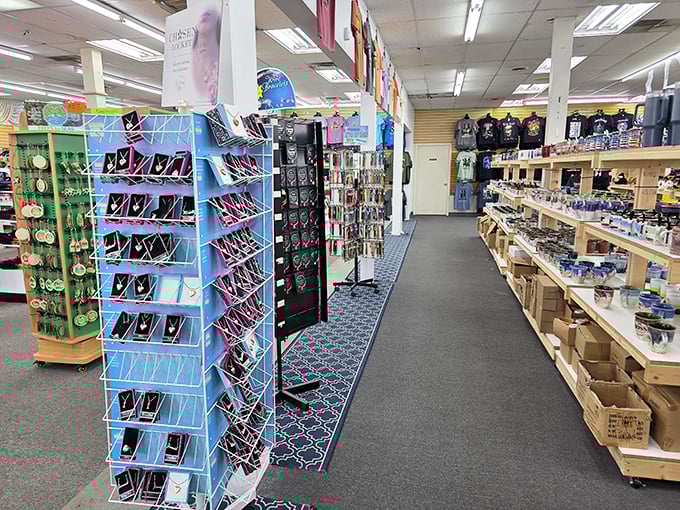 Jewelry displays that transform "just browsing" into "suddenly shopping" faster than you can say "What a deal!"