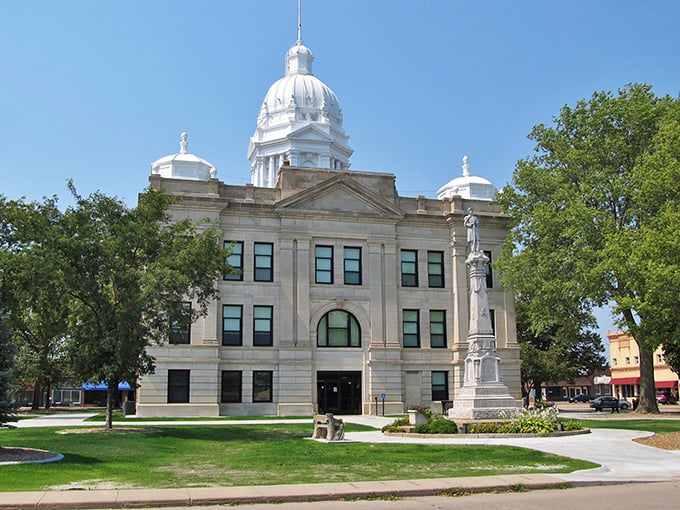 Minden's courthouse doesn't just dominate the skyline&mdash;it practically owns it. That gleaming white dome says, "Yes, we're a small town, but we've got big architectural ambitions."