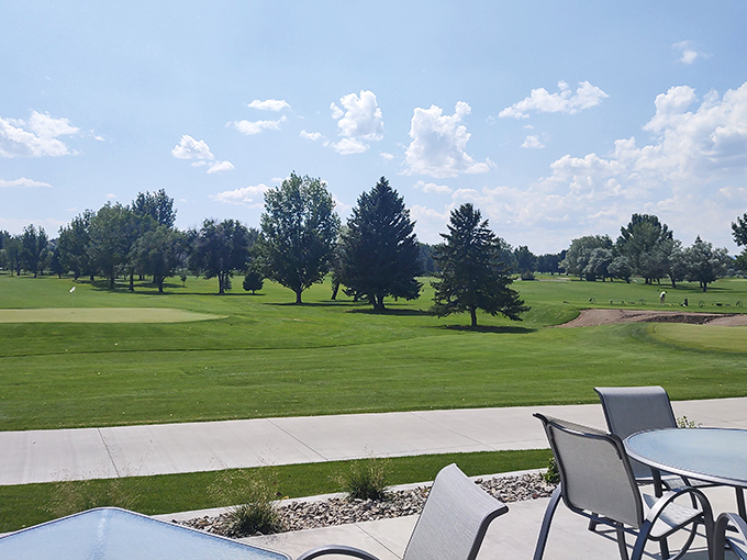 Laurel Golf Club offers greens so inviting, even your worst swing feels like it deserves a second chance.