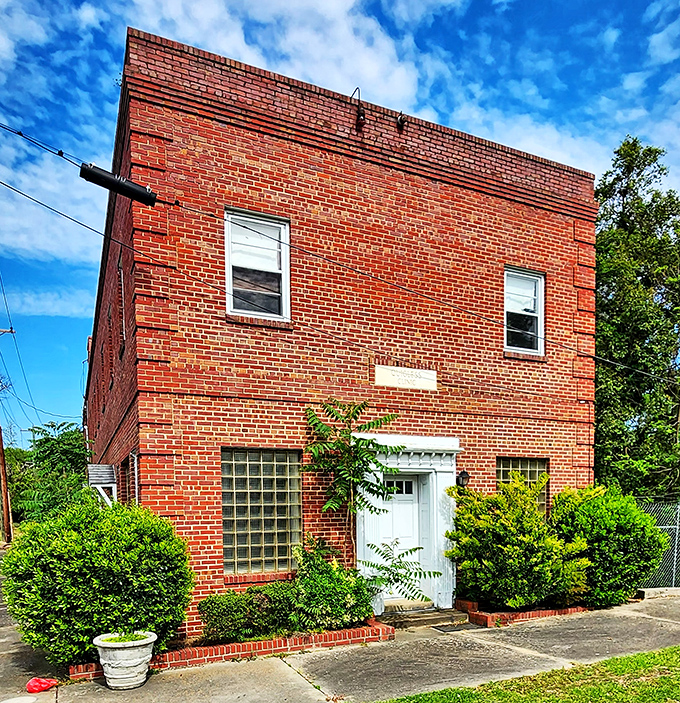 This meticulously maintained brick building with its perfectly trimmed hedges reminds us that in small towns, presentation isn't pretension—it's pride.
