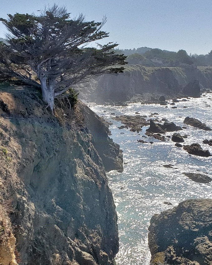 The meeting of land and sea creates nature's perfect edge&mdash;like the world's most spectacular infinity pool designed by geological forces.