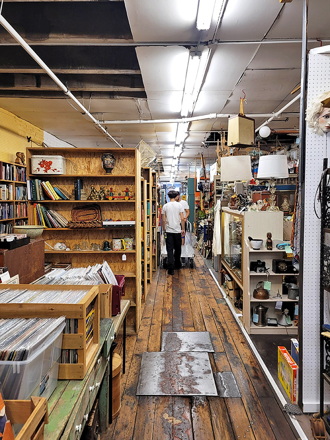 5. The thrill of the hunt is written on every browser's face. Those vinyl records aren't going to flip through themselves, people!