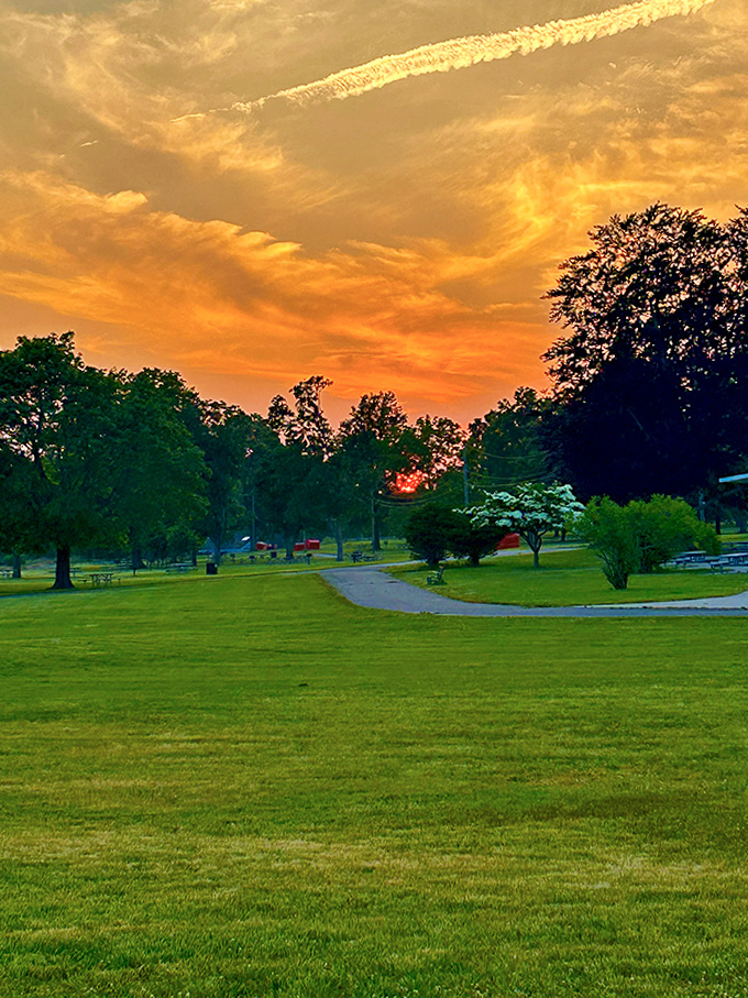 Mother Nature's masterclass in color theory &ndash; a Connecticut sunset that makes even the most jaded New Englander stop and stare.
