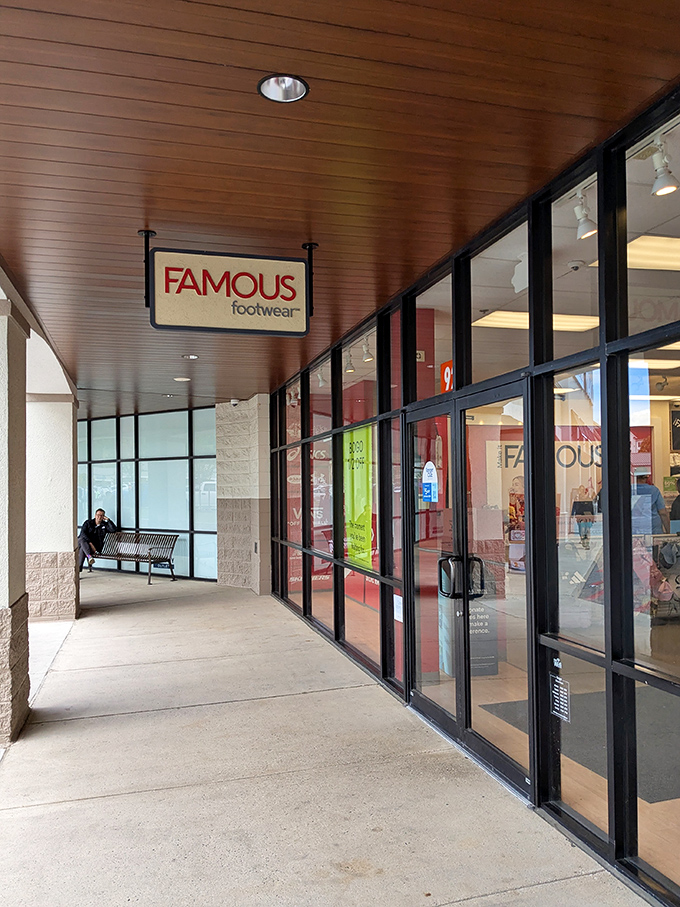 The covered walkways at Famous Footwear offer shade for both shoppers and their soon-to-be-lighter wallets.