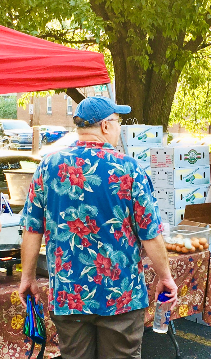 "Farm fresh" isn't just a marketing slogan here&mdash;it's the bearded gentleman in the work boots who picked your vegetables at dawn.