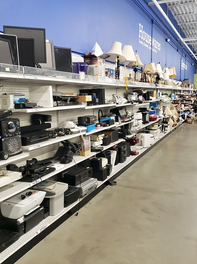 The electronics section: where yesterday's cutting-edge gadgets await their comeback tour. That lamp might just be the next retro trend!