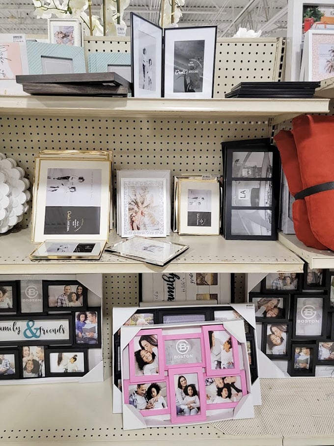 Frame-worthy moments at prices that won't make you wince. Display your memories in style without the gallery-level markup.