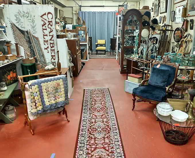 Step into the "Cranberry Valley" booth and you'll swear you've wandered onto a movie set, complete with period-perfect furnishings and that impossible-to-fake patina.