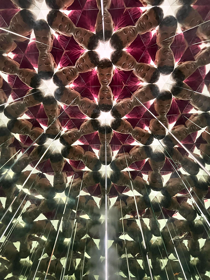 One person becomes an infinite army in the Kaleidoscope Room. It's like that dream where you're cloned, except nobody's asking you to attend multiple Thanksgiving dinners.