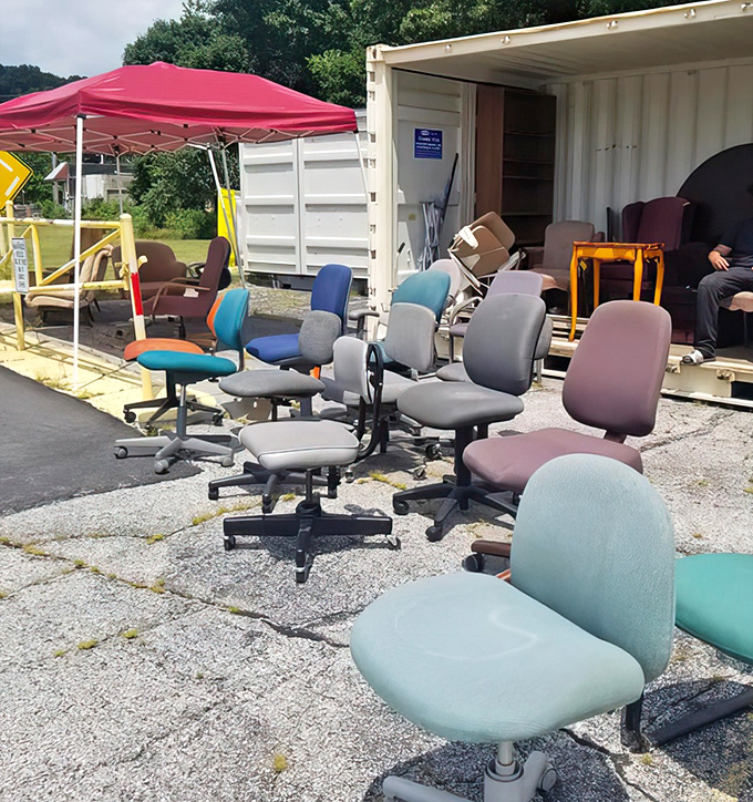 Office chair convention or the world's most boring game of musical chairs? Either way, someone's home office is about to get an affordable upgrade.