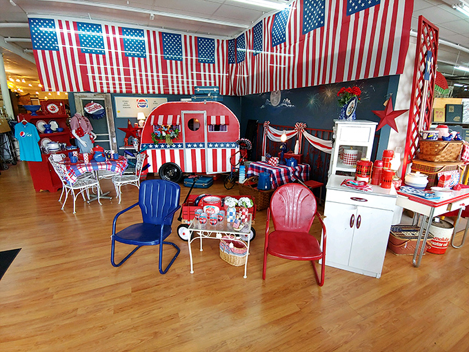 Uncle Sam wants YOU... to check out this patriotic paradise. That vintage camper would make Norman Rockwell reach for his paintbrush.