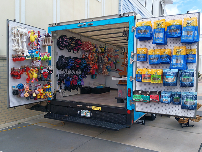 Even Fido gets bargains! This mobile pet supply truck proves that shopping addiction has officially gone to the dogs.