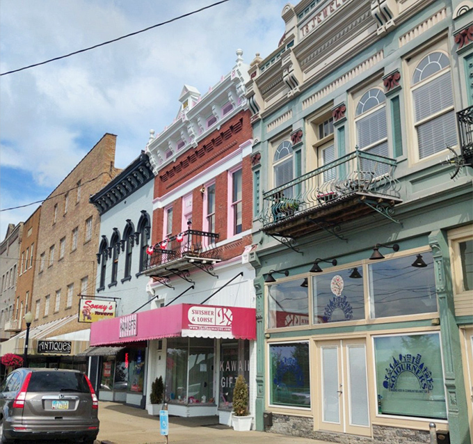 Pastel-colored storefronts that wouldn't look out of place in a Norman Rockwell painting. Window shopping here doesn't trigger credit card anxiety.