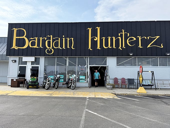 Bargain Hunterz's dramatic black and gold signage hints at the thrill of the hunt that awaits inside.