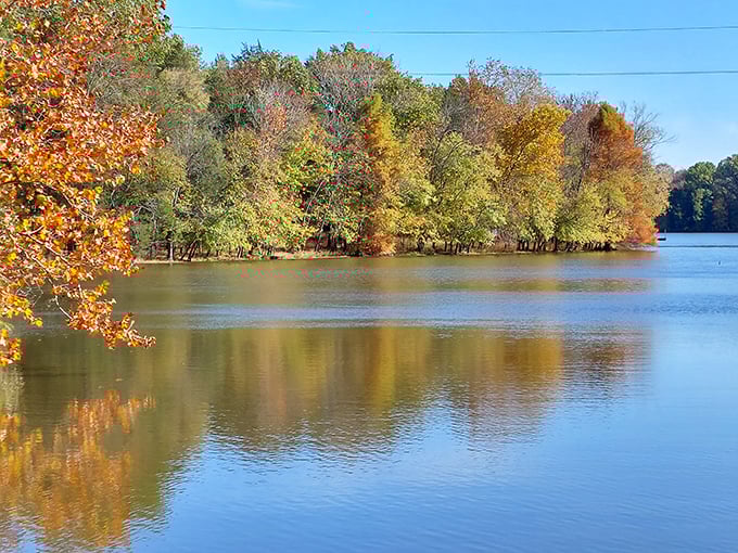 Autumn's grand finale plays out in technicolor glory along this peaceful lakeside retreat.
