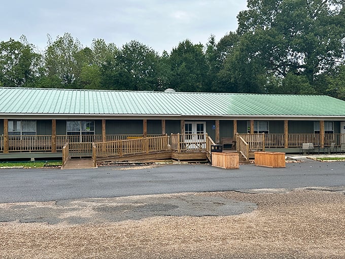 Cajun Catfish Buffet's country charm is the perfect setting for some serious Southern eating.
