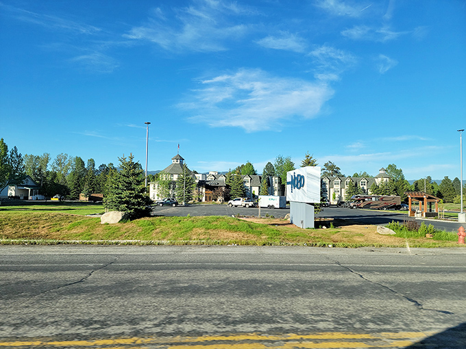 Cascade welcomes visitors with modern comforts nestled against a backdrop of Idaho's spectacular mountain scenery.