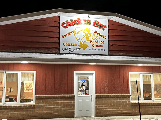 Chicken Hut's charming red cabin exterior looks like it was built specifically to house chicken-making magic.