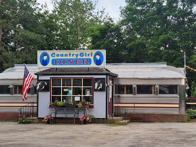 Silver, streamlined, and straight out of America's golden age. That flag isn't just patriotic &ndash; it's a dinner bell.