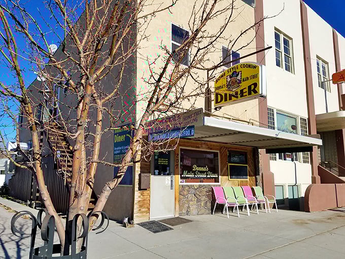 Main Street charm meets small-town hospitality in this cozy Newcastle breakfast and lunch spot. 