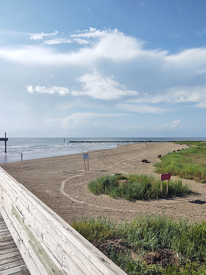Real sand, real Gulf waves, real Louisiana beach &ndash; Grand Isle proves our state has coastal beauty that rivals any vacation destination.