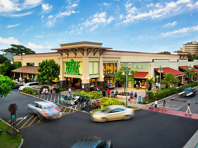 Kailua's blue skies and palm trees create the perfect backdrop for a leisurely weekend escape.